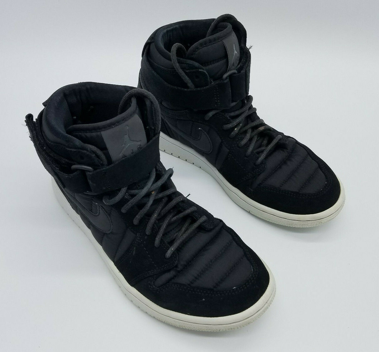 Nike Air Jordan 1 Retro High Strap Men's Size 7 Sneakers Nike Air Jordan 1 Retro High Strap Men's Size 7 Sneakers