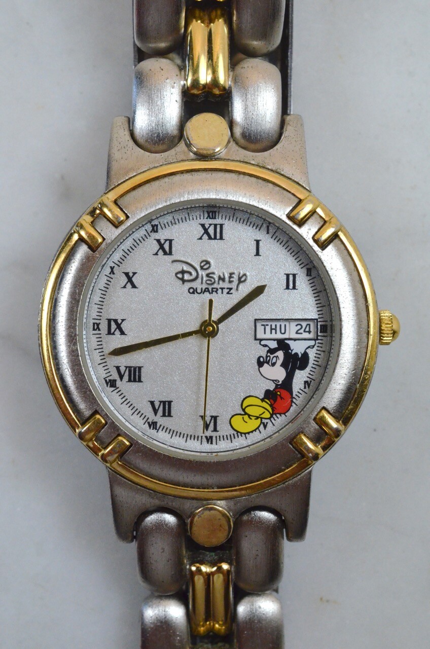 Vintage Mickey Mouse DISNEY TIME WORKS Watch 80/8561 VX33E Vintage Mickey Mouse DISNEY TIME WORKS Watch 80/8561 VX33E