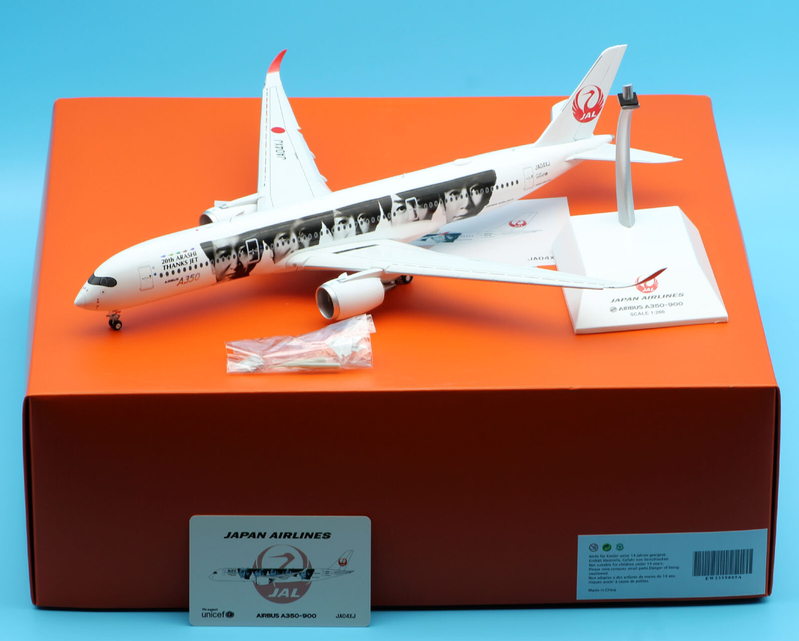 JC Wings 1:200 Japan Airlines A350-900XWB Diecast Plane JC Wings 1:200 Japan Airlines A350-900XWB Diecast Plane