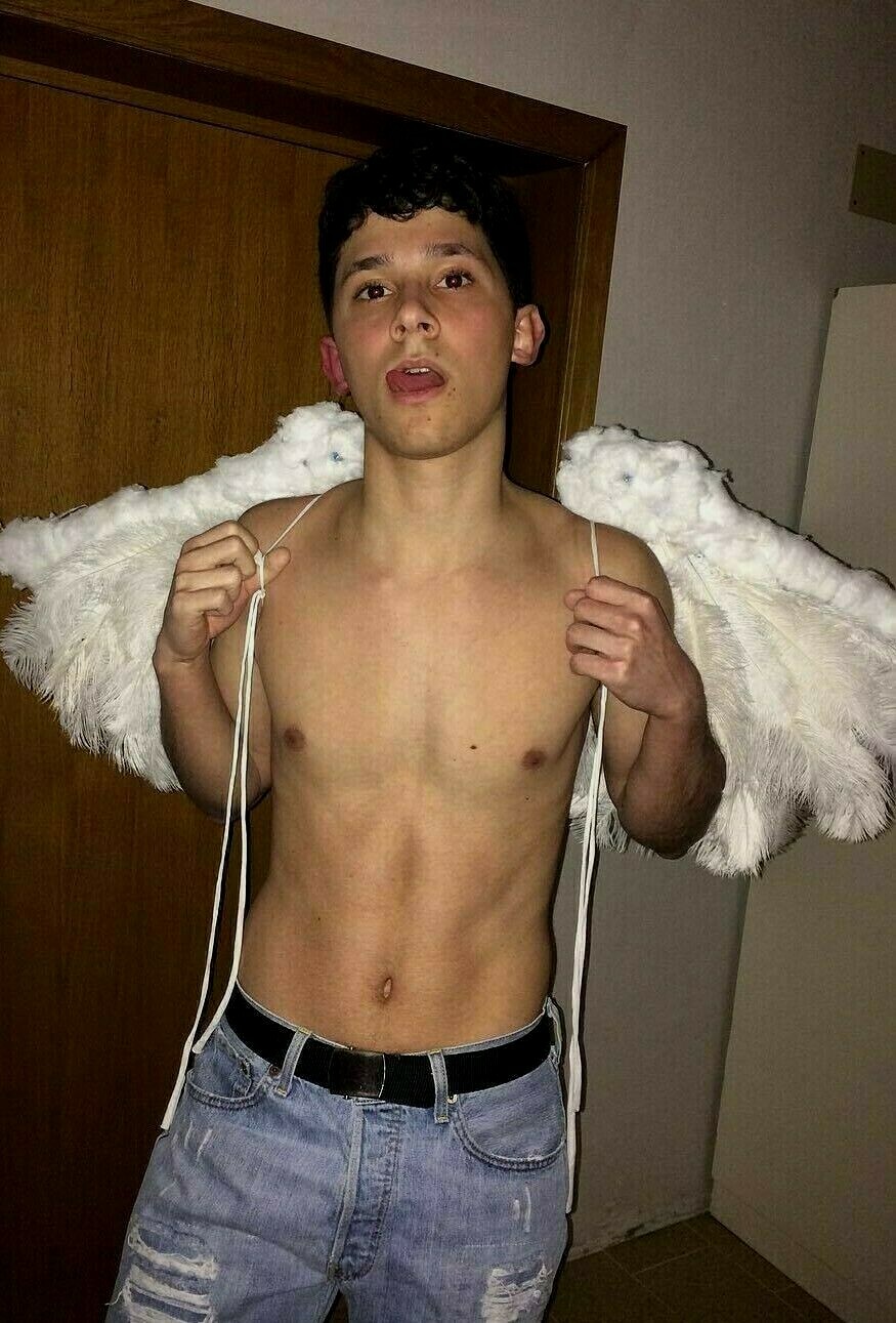 Shirtless Male Beefcake Slender Swimmers Build Angel Hunk Shirtless Male Beefcake Slender Swimmers Build Angel Hunk