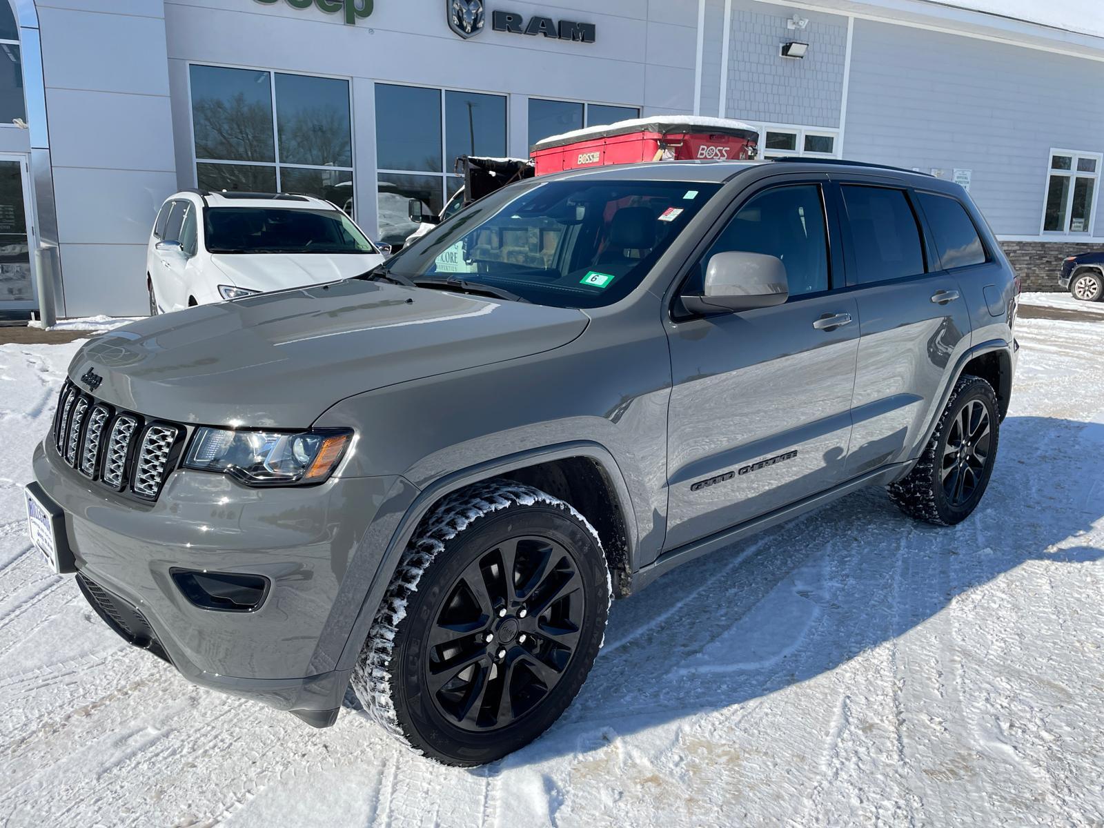 2021 Jeep Grand Cherokee, Sting-gray Clearcoat With 46566 Miles ... 2021 Jeep Grand Cherokee, Sting-gray Clearcoat With 46566 Miles ...