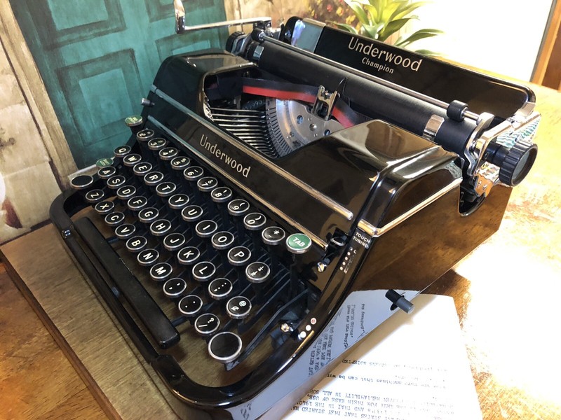 1938 Underwood Champion on the Typewriter Database