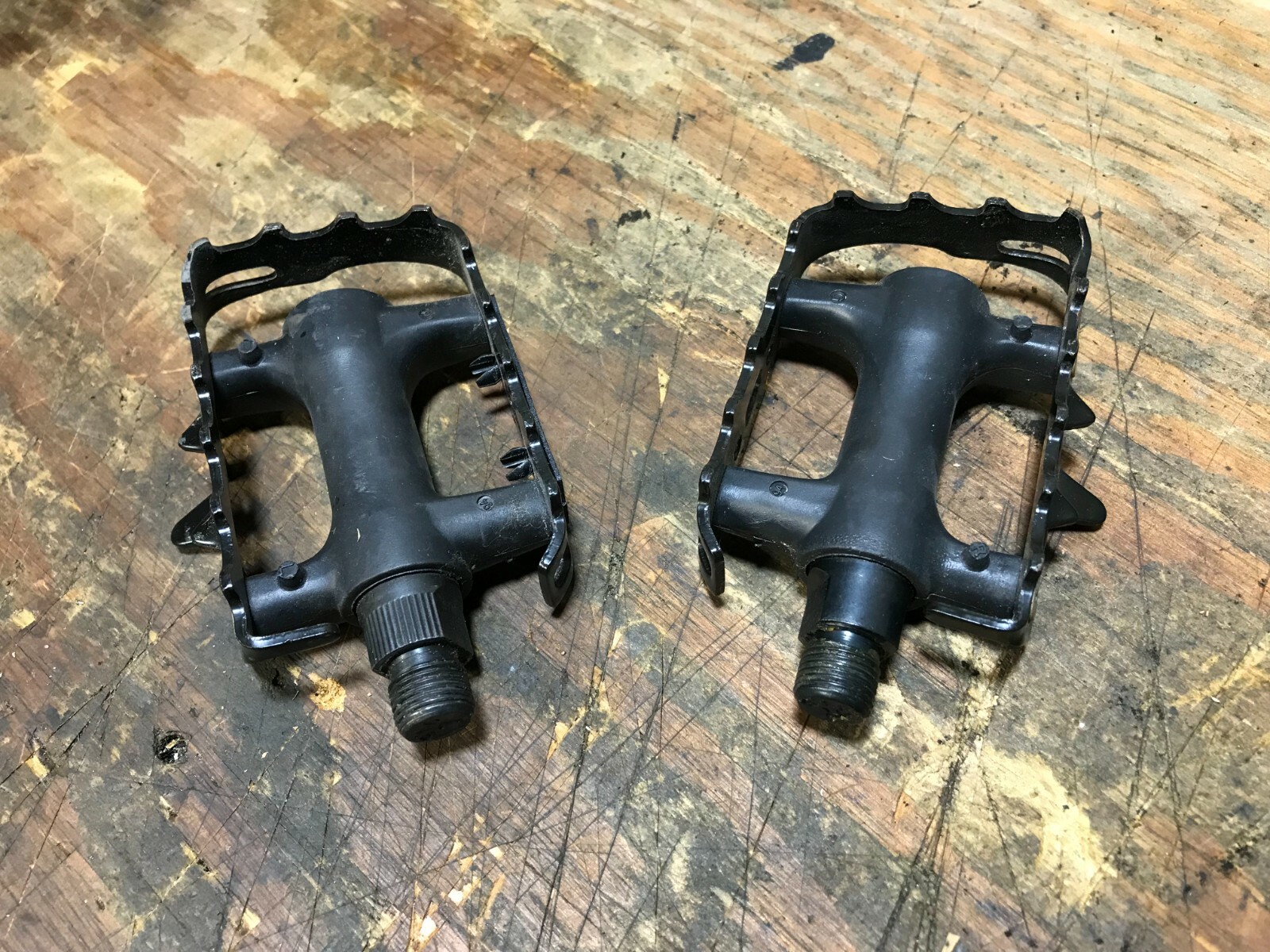 VINTAGE VICTOR VP-933S PLATFORM MTB/TOURING BICYCLE PEDALS 9/16のeBay公認海外通販｜セカイモン