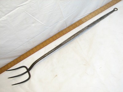 Primitives - 3 Tine Fork