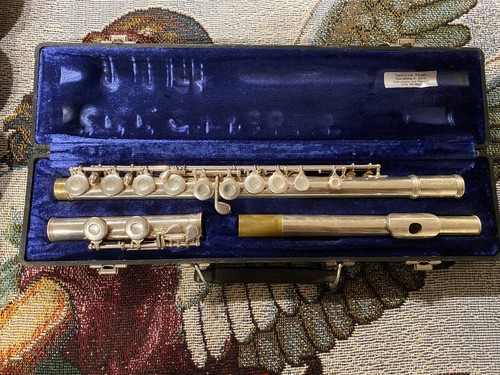 Gemeinhardt 2SP brand Flute w/ Hard Case, Made in USA | eBay Gemeinhardt 2SP brand Flute w/ Hard Case, Made in USA | eBay