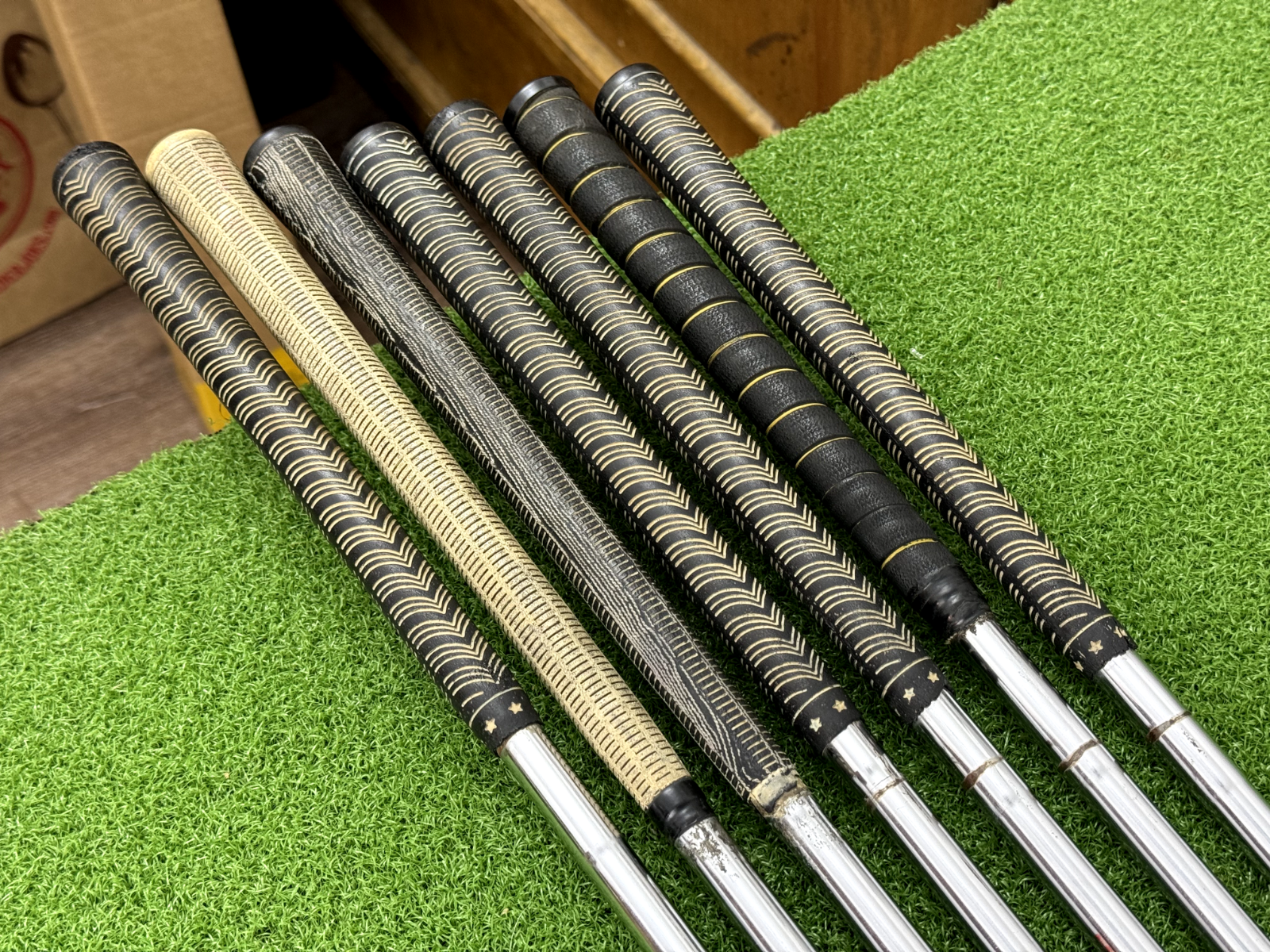 MacGregor Golf MT Tourney Colokrom M89 Iron Set 3-9 Right MacGregor Golf MT Tourney Colokrom M89 Iron Set 3-9 Right
