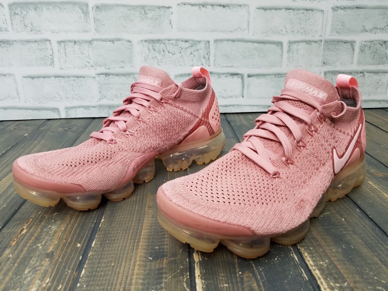 Nike Air VaporMax Flyknit 2 Rust Pink Casual Shoe 942843-600 Nike Air VaporMax Flyknit 2 Rust Pink Casual Shoe 942843-600