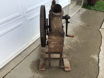 Primitives - Corn Sheller