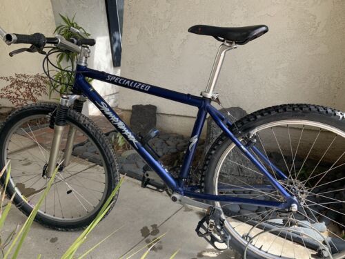 Specialized Stumpjumper M2 FS Vintage 1995 17” mountain bike Specialized Stumpjumper M2 FS Vintage 1995 17” mountain bike
