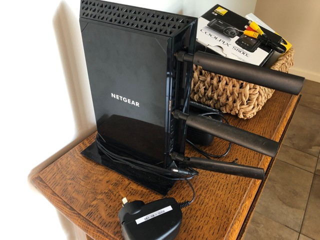 Netgear WiFi Extender | Modems & Routers | Gumtree Australia Gold Coast ...