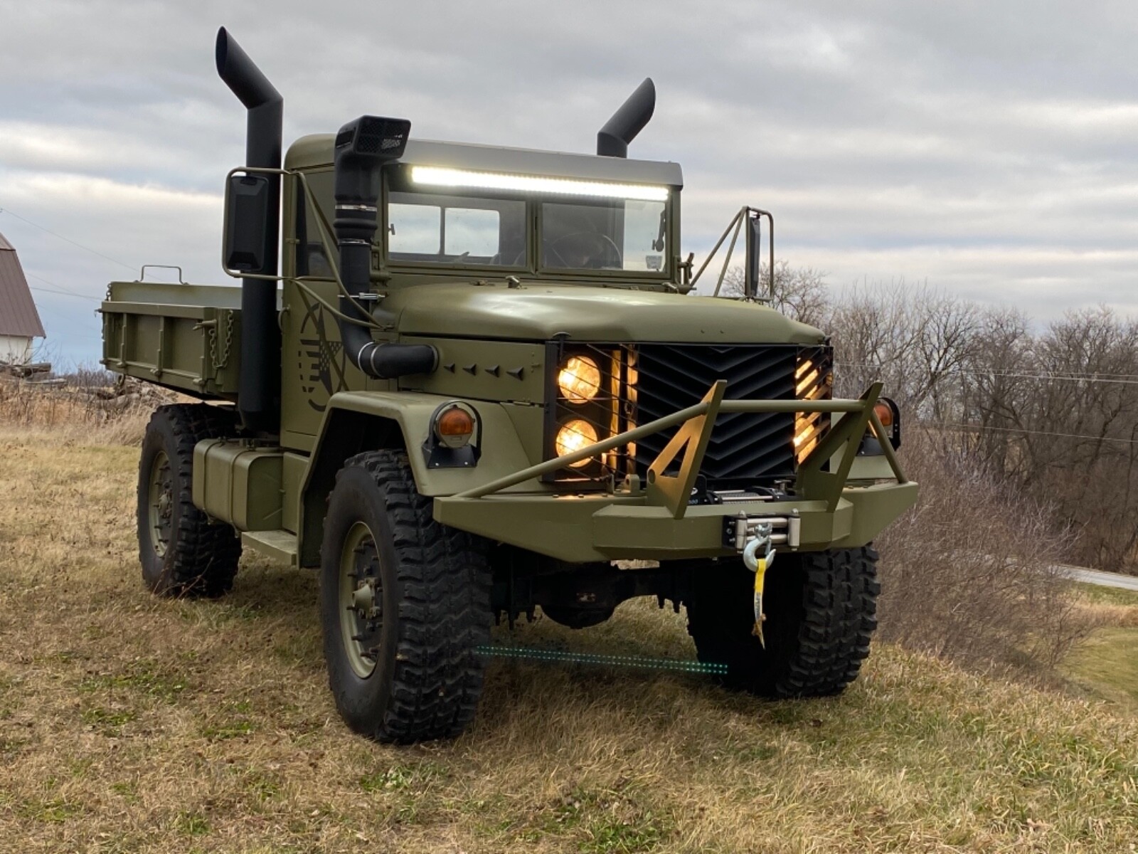 4x4-military-2-5-ton-army-truck-1968-kaiser-m35a2-deuce-and-a-half