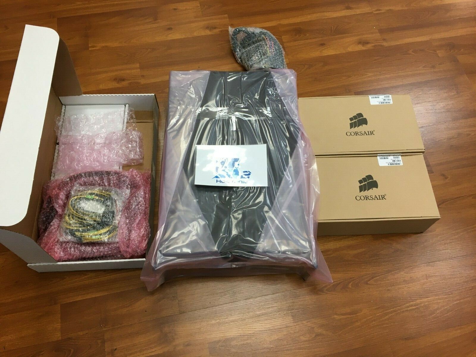 One Stop Systems - OSS-PCIe3-4U-ENCL-EXP-4045-001のeBay公認海外通販｜セカイモン