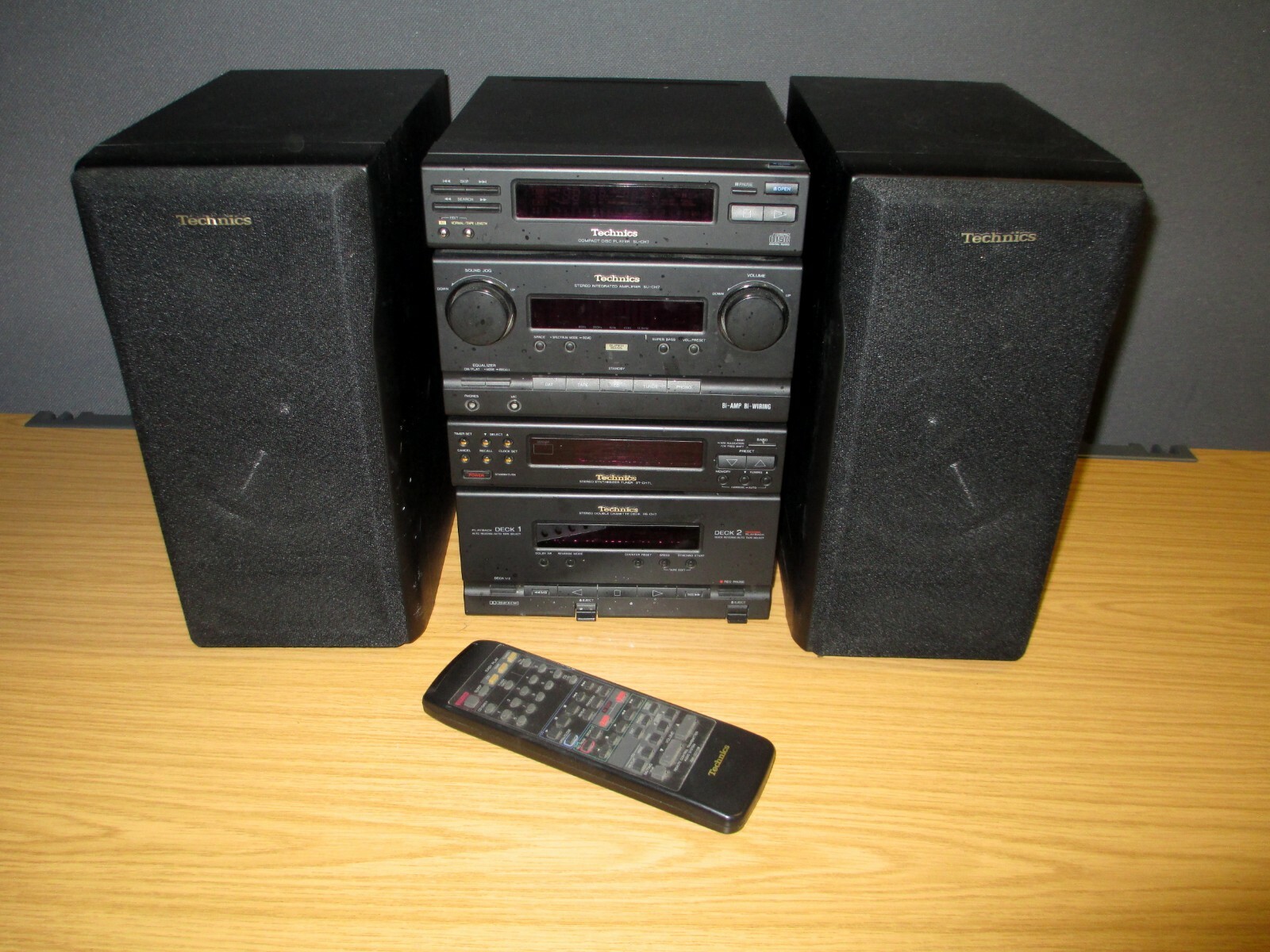 Technics Midi HiFi System - including speakers - Hi Fi Equipment