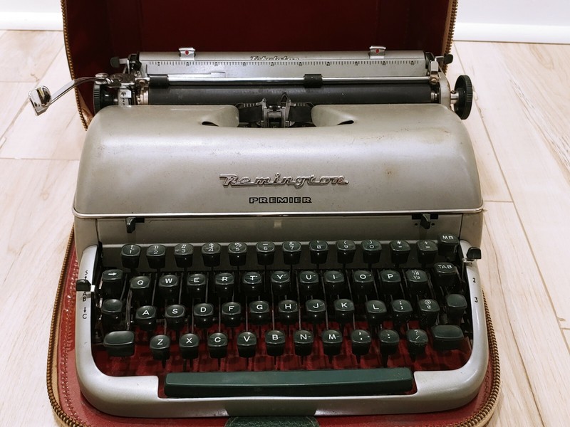 1968 Remington Premier on the Typewriter Database