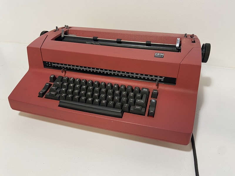 1976 IBM Selectric II on the Typewriter Database