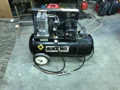 Air Compressors - Black Max