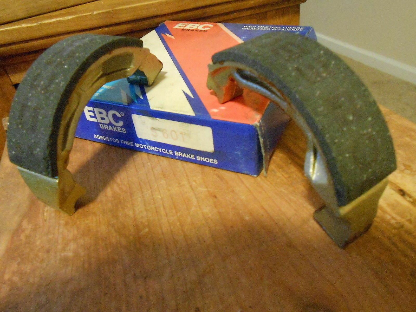 EBC Suzuki TS50X FZ50 CS80 Front Brake Shoes EBC 615 S615のeBay公認海外通販｜セカイモン