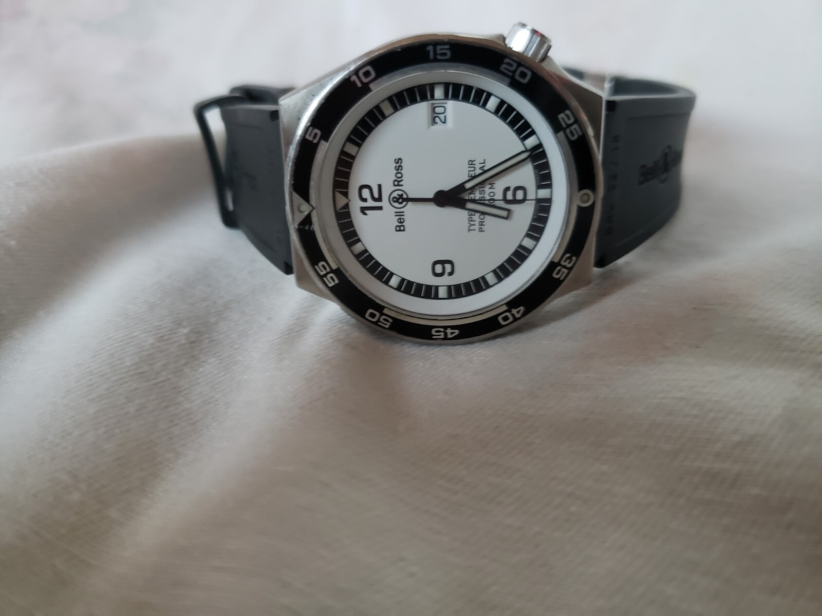 Bell & Ross Watch Type Demineur Professional 200M with OEM Bell & Ross Watch Type Demineur Professional 200M with OEM