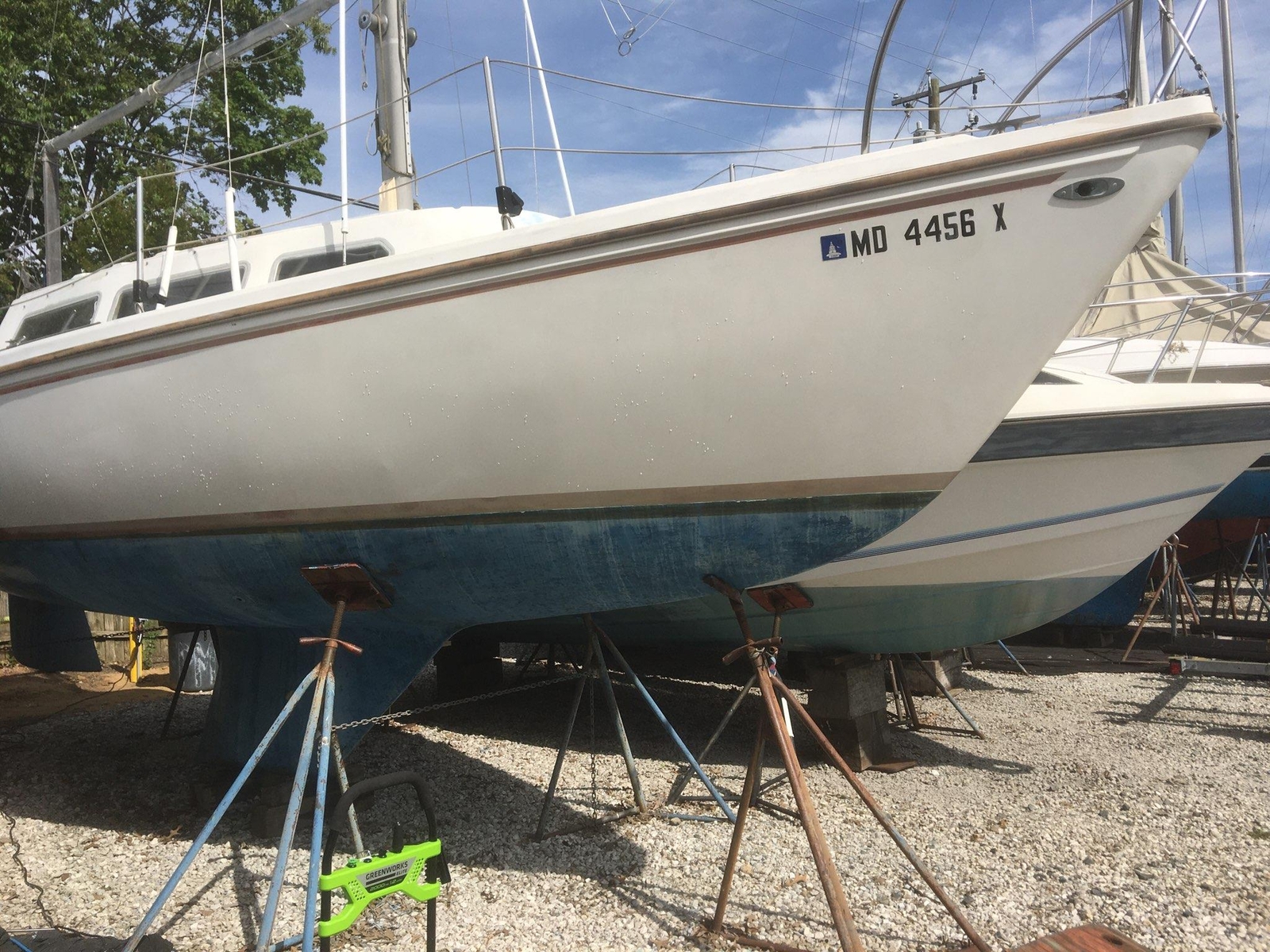 1974 Catalina 27' Sailboat Inboard - Used Catalina 27ft Boat for sale ...