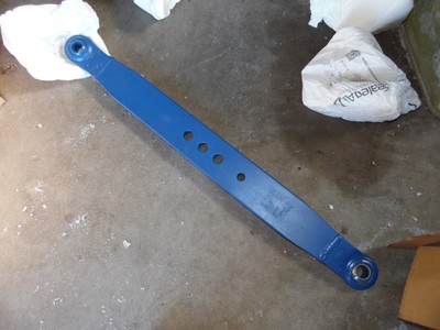 Tractor Parts - Lower Lift