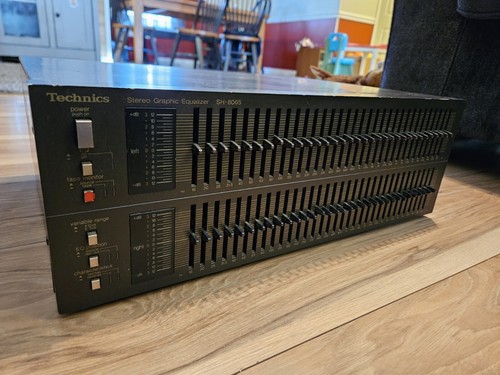 Graphic Equalizer Black | Technics Stereo