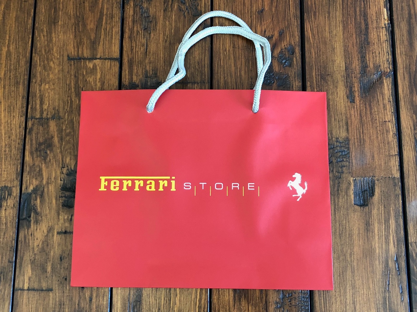 Genuine Brand NEW Ferrari Store Gift Bag Super RARE USA Genuine Brand NEW Ferrari Store Gift Bag Super RARE USA