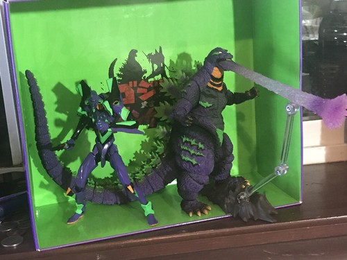 BANDAI S.H.MonsterArts GODZILLA feat. EVA-01 Evangelion BANDAI S.H.MonsterArts GODZILLA feat. EVA-01 Evangelion