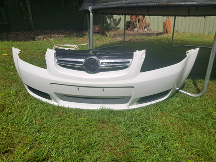 holden ve front bumper | Parts & Accessories | Gumtree Australia Free ...