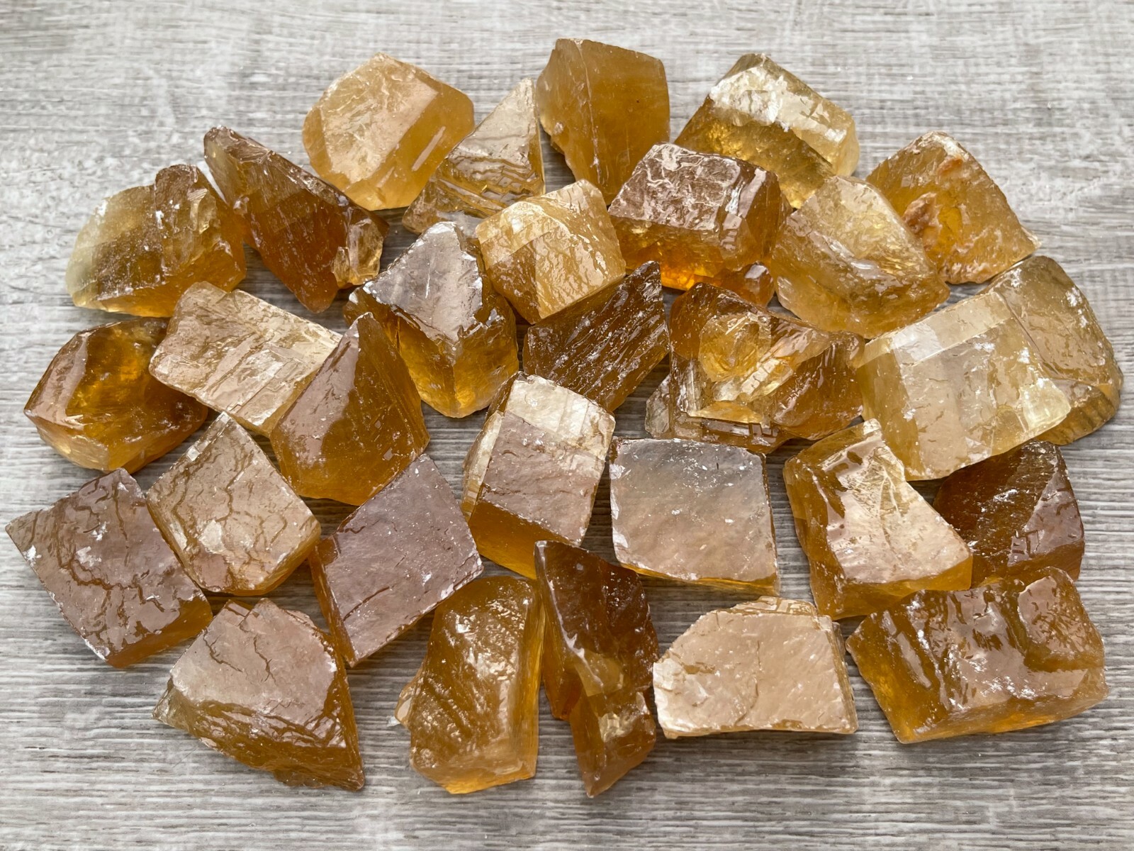 Honey calcite store