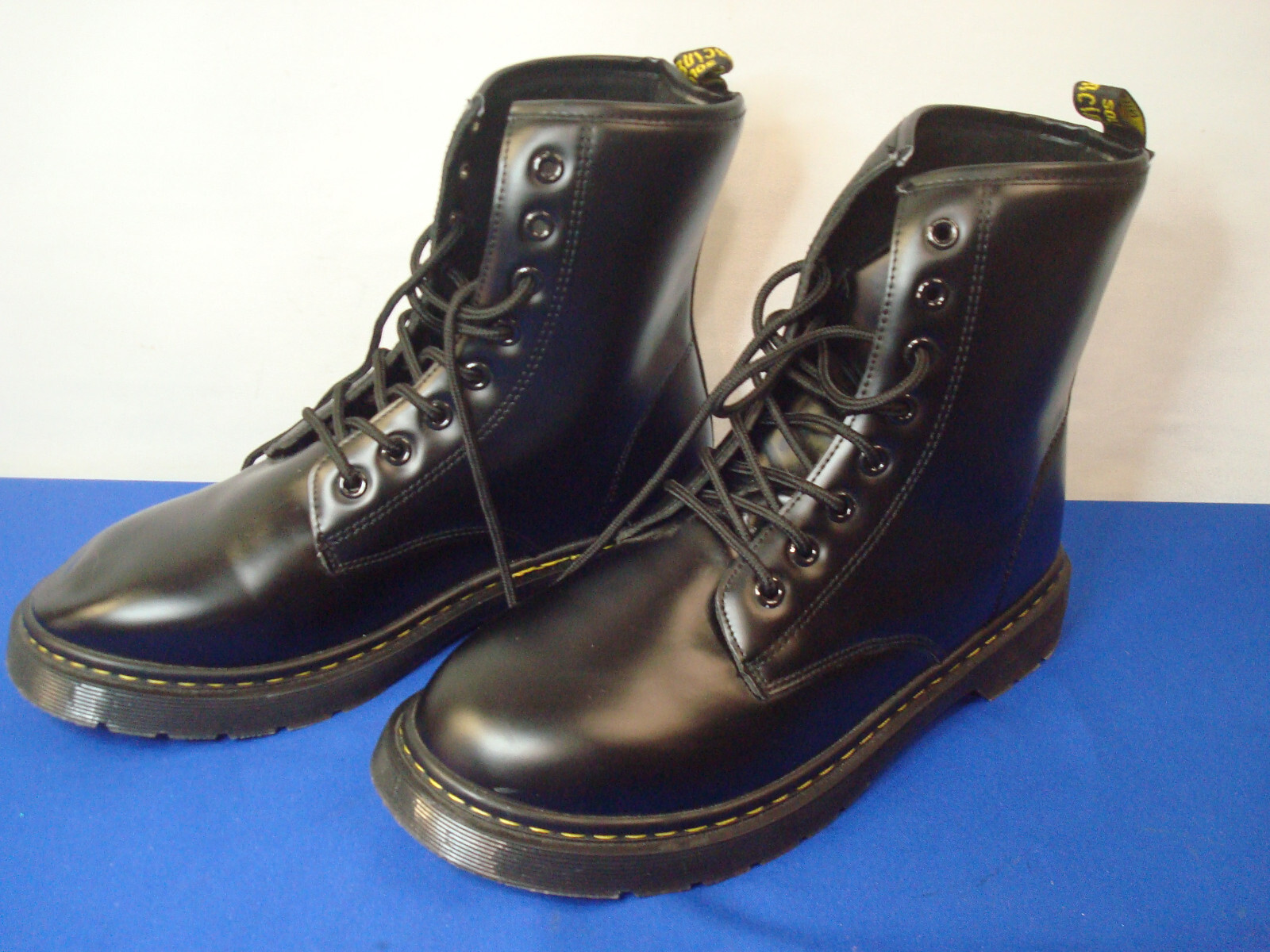 Marke NIIH Bouncing Soles Black Leather Boots, Women's Size Marke NIIH Bouncing Soles Black Leather Boots, Women's Size