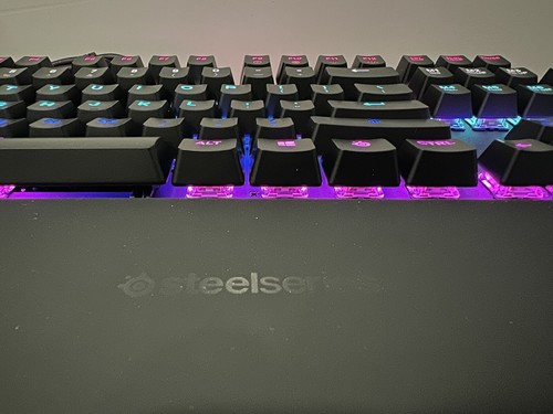 SteelSeries 64636 Apex 7 Wired Gaming Mechanical Red SteelSeries 64636 Apex 7 Wired Gaming Mechanical Red