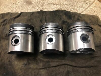 Antique & Vintage Equip Parts - Pistons Set