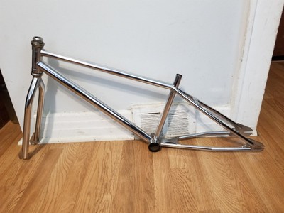 Vintage Frames - Mongoose Frame - Nelo's Cycles