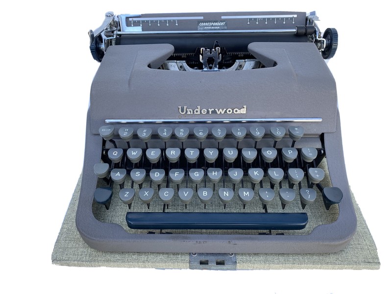 1945 Underwood S on the Typewriter Database