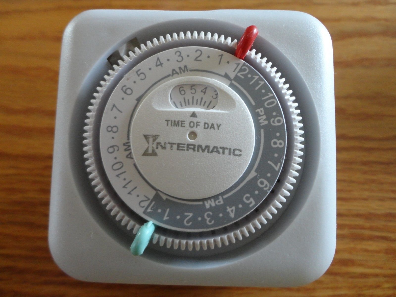 How to Set a Light Timer 