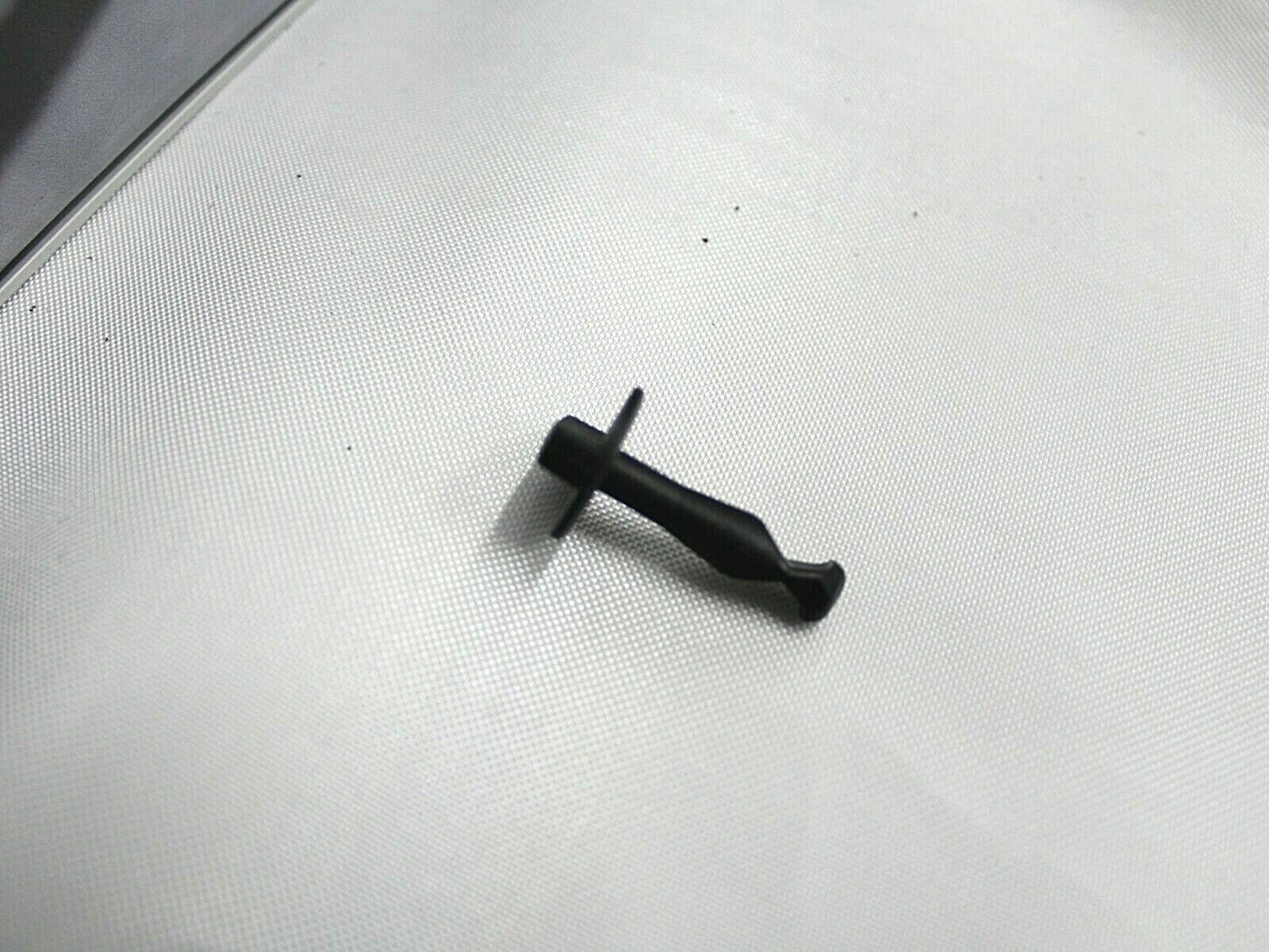 Genuine Mercedes-Benz Turning Screw Engine Compartment Clip A0009982395 ...