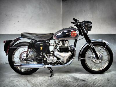 BSA CB32 Gold Star - Barn Find Bikes