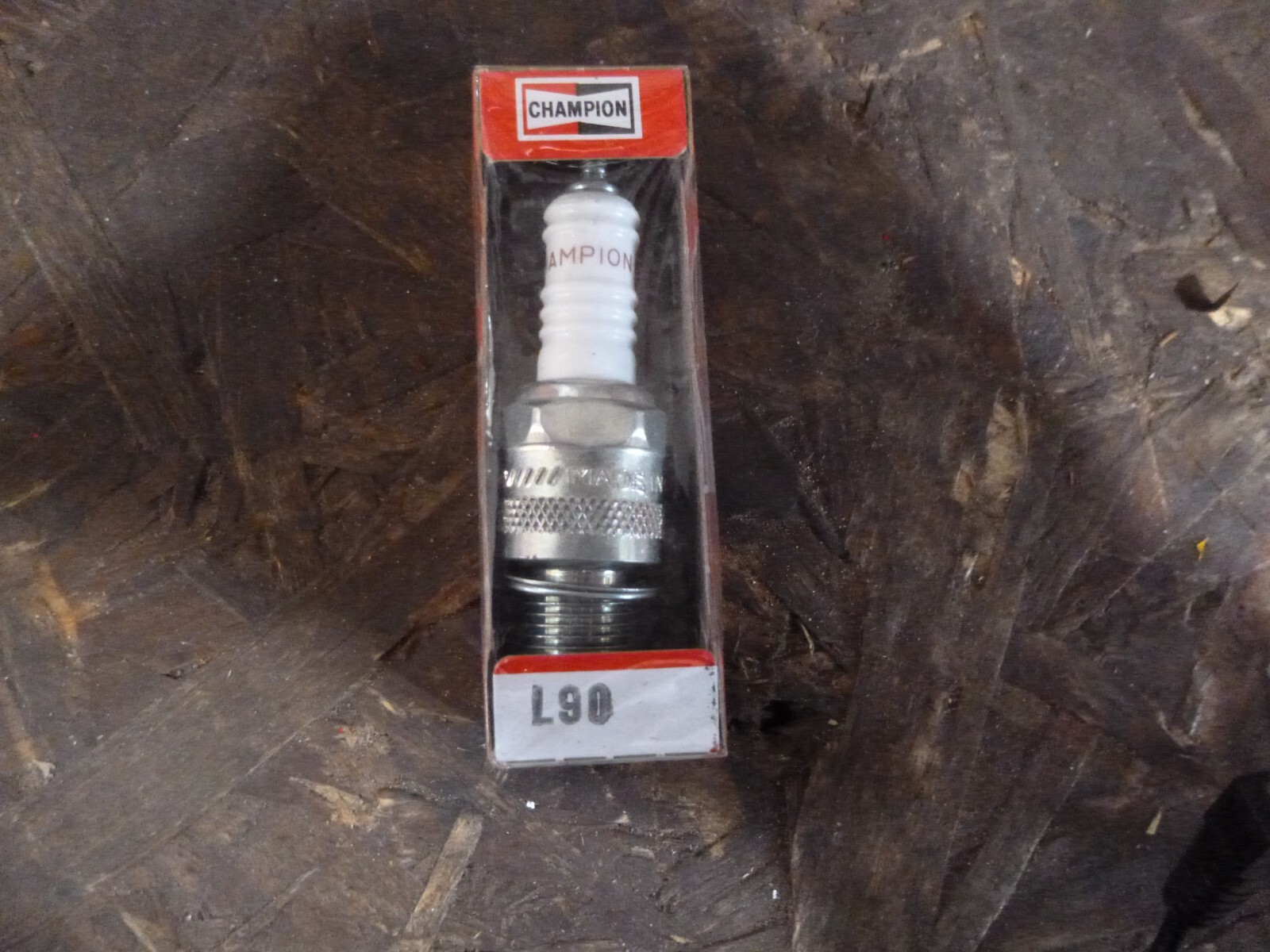 1) NEW OLD STOCK NOS CHAMPION L 90 SPARK PLUG | eBay 1) NEW OLD STOCK NOS CHAMPION L 90 SPARK PLUG | eBay