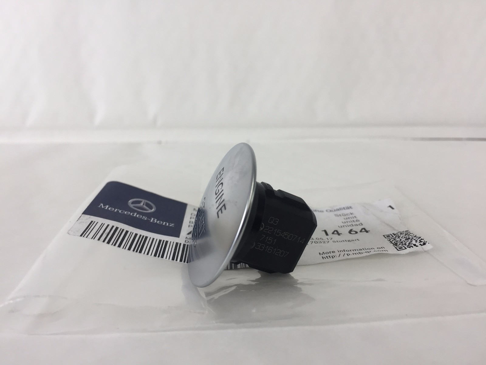 NEW Genuine Mercedes-Benz Keyless Go Stop and Start Ignition Button ...