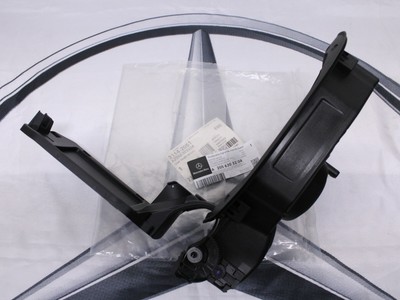 NEW Genuine Mercedes-Benz W205 C-Class Fuel Filler Recess A2056303204 ...