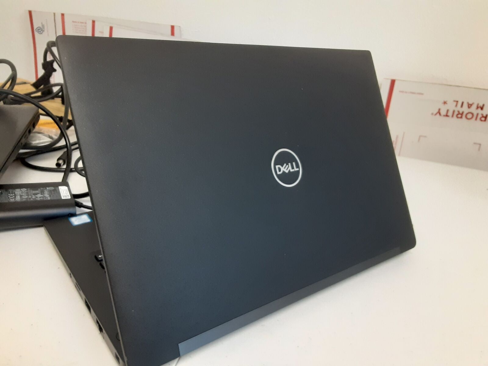 Dell Latitude 7390 13.3” (512GB SSD, Intel Core i7-8650U Dell Latitude 7390 13.3” (512GB SSD, Intel Core i7-8650U