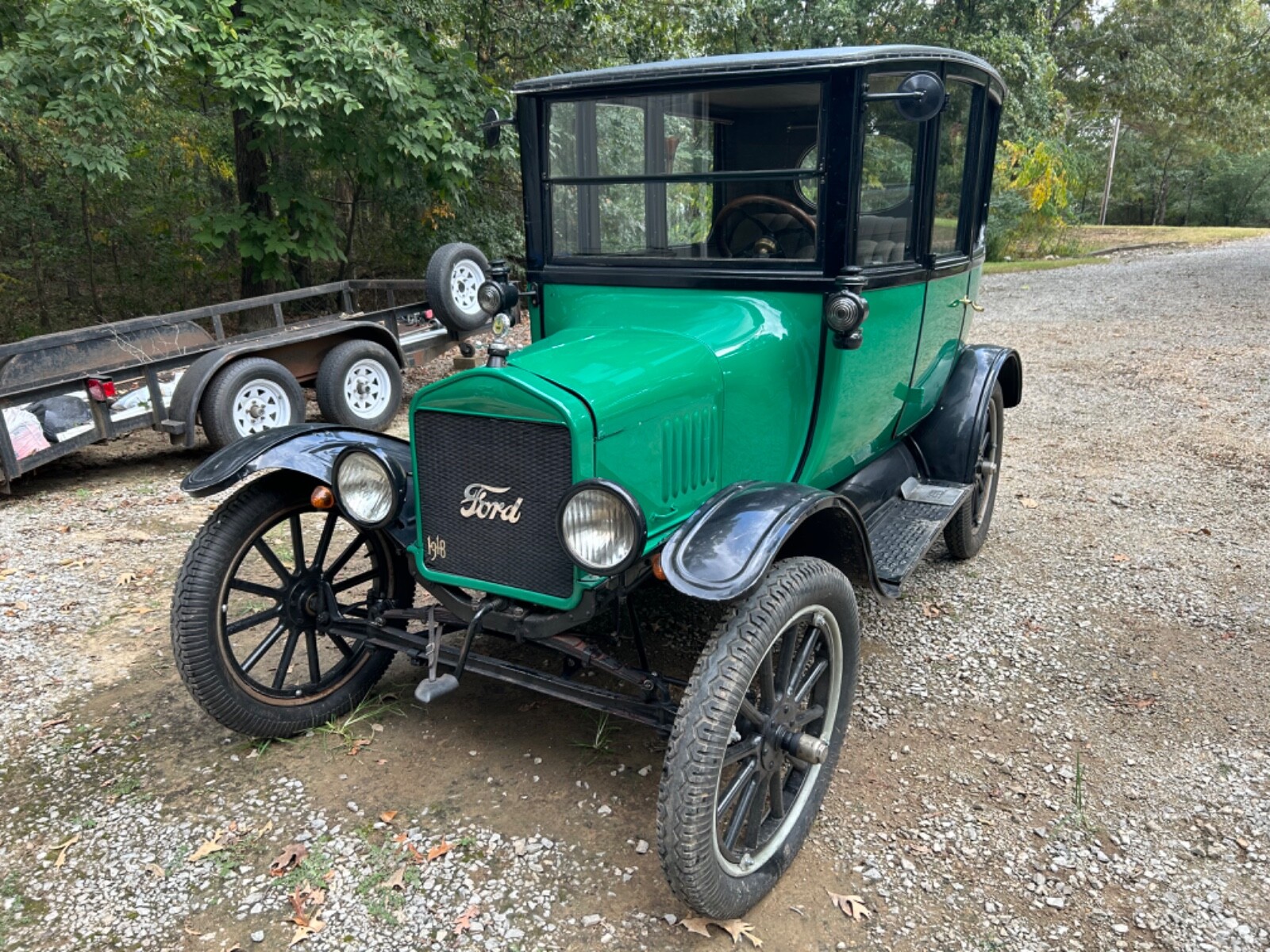 1918 Model T Ford Centerdoor Sedan - Used Ford Model T for sale in Dade City, Florida | Cargeni.com