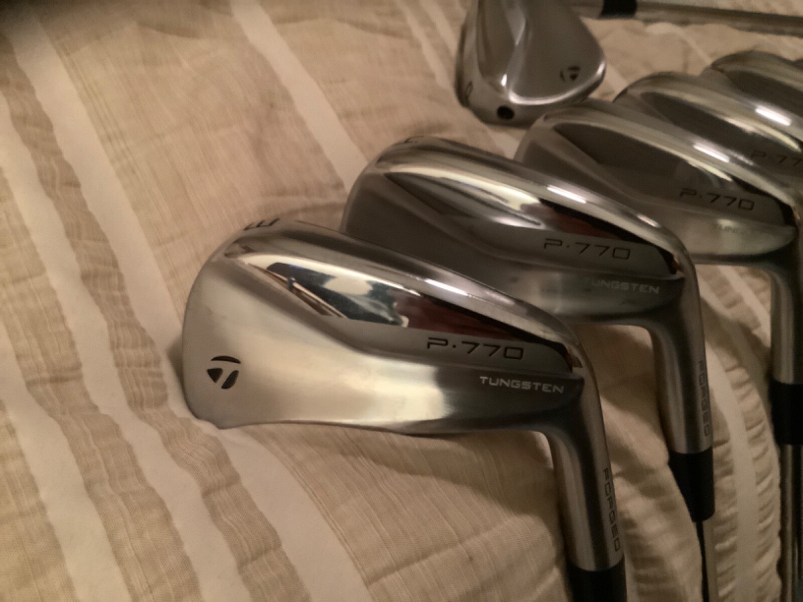 TaylorMade P770 3-PW KBS Tour Stiff Right Hand