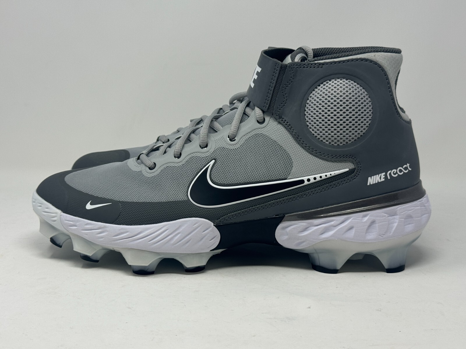 Nike Alpha Huarache Elite 3 Mid MCS Baseball Cleat Gray Nike Alpha Huarache Elite 3 Mid MCS Baseball Cleat Gray
