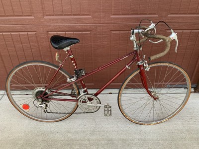 Vintage Bicycles - Vintage Fuji - Nelo's Cycles