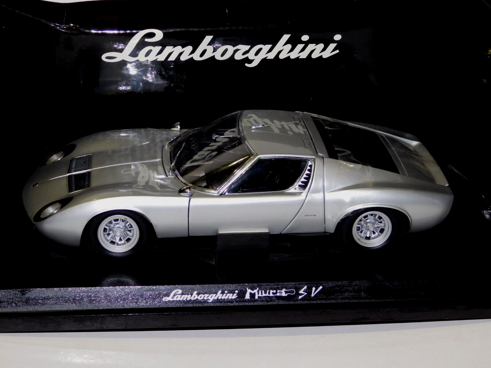 Lamborghini Miura P400 SV Silver KYOSHO 08313S 1:18 | eBay Lamborghini Miura P400 SV Silver KYOSHO 08313S 1:18 | eBay