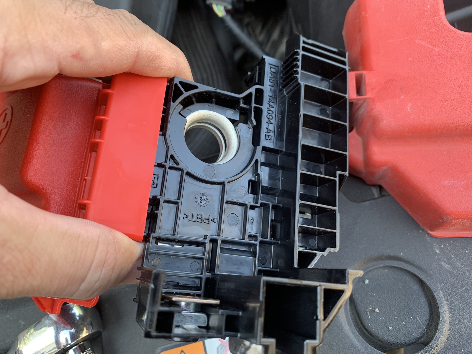 NEW OEM 13-19 Ford Taurus Explorer 3.5L-V6 Battery Terminal - Circuit ...