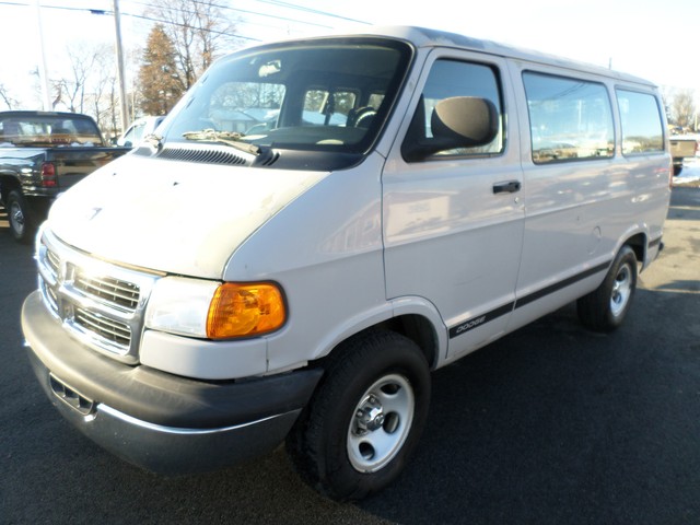 No Reserve 2002 Dodge Ram 1500 Van Only 82k Miles!! Strong Van Runs ...