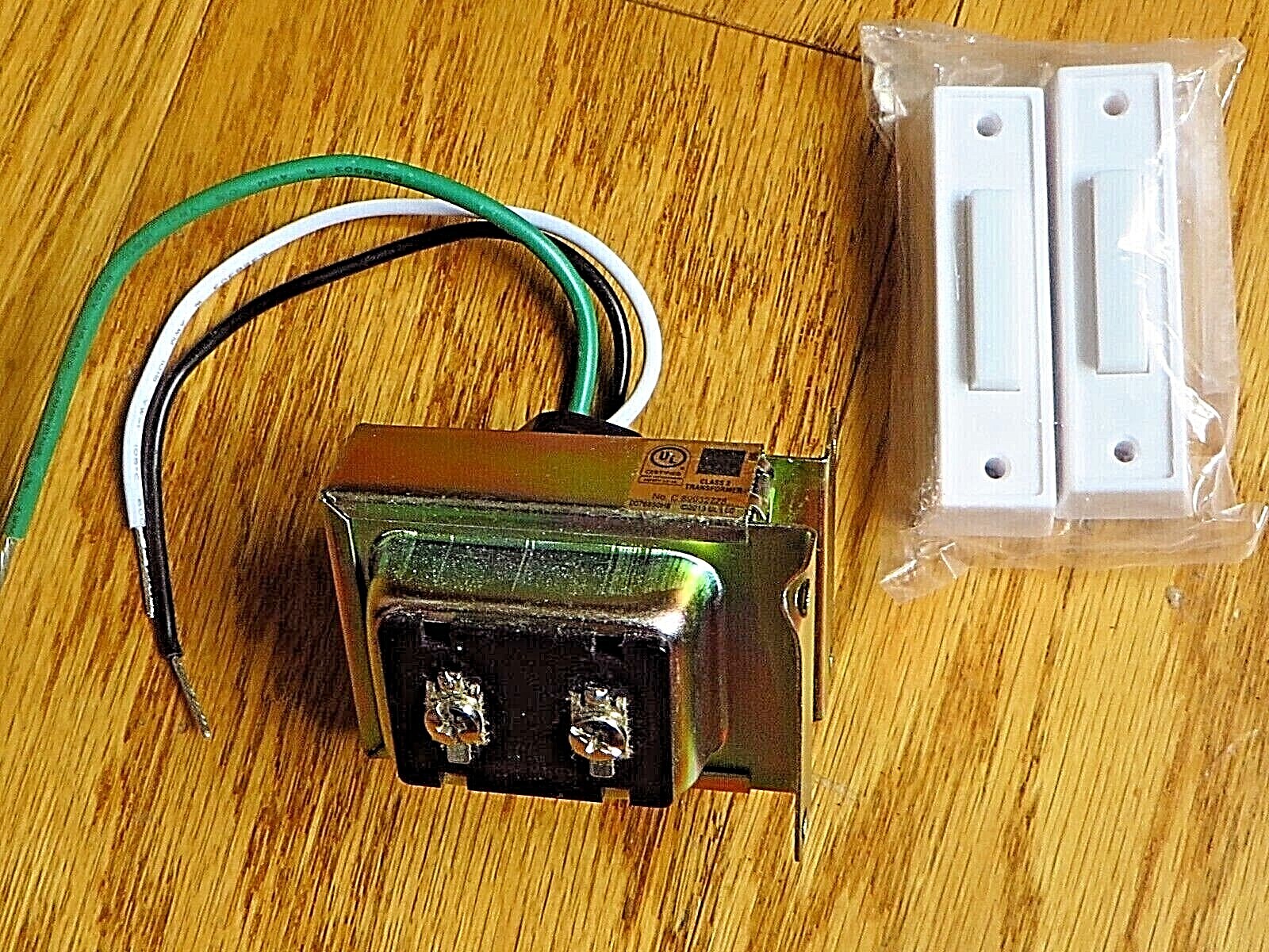 Edwards Signaling DOORBELL TRANSFORMER 2 PUSHBUTTONS Edwards Signaling DOORBELL TRANSFORMER 2 PUSHBUTTONS