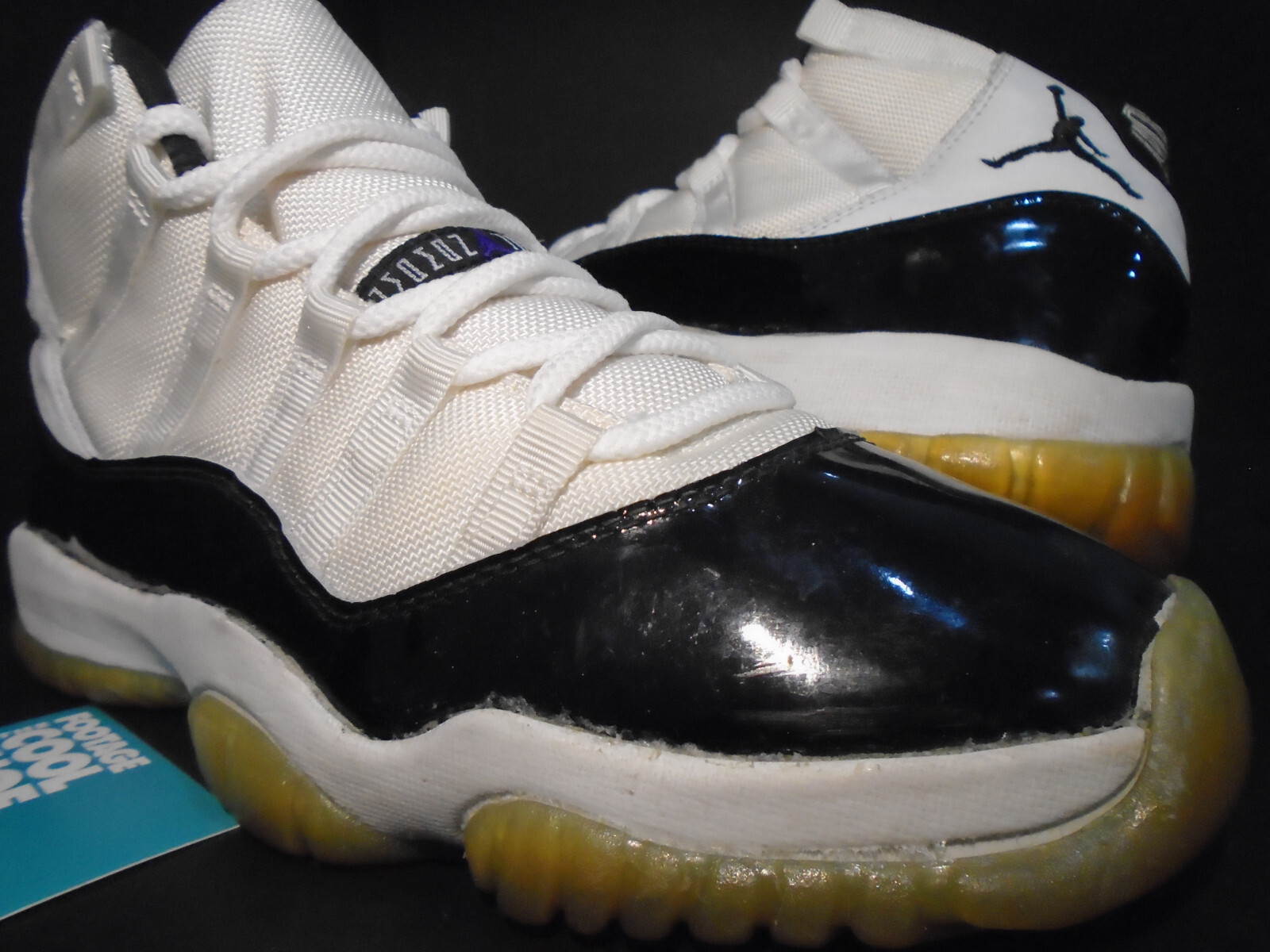 2000 NIKE AIR JORDAN XI 11 RETRO WHITE BLACK CONCORD SPACE 2000 NIKE AIR JORDAN XI 11 RETRO WHITE BLACK CONCORD SPACE